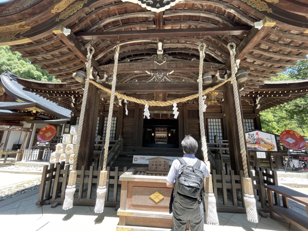 信玄公をまつる「武田神社」を参拝しました。見どころや御朱印を紹介します | はんぺんの旅ブログ